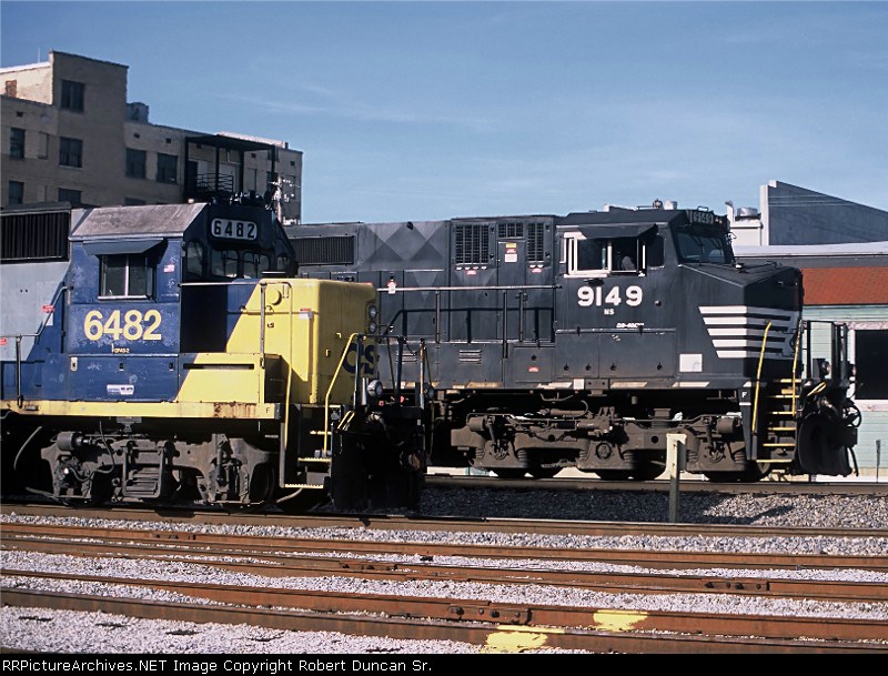 CSX 6482 vs. NS 9149